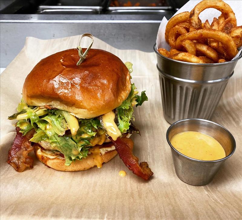 Beacon Tap - Des Plaines, IL